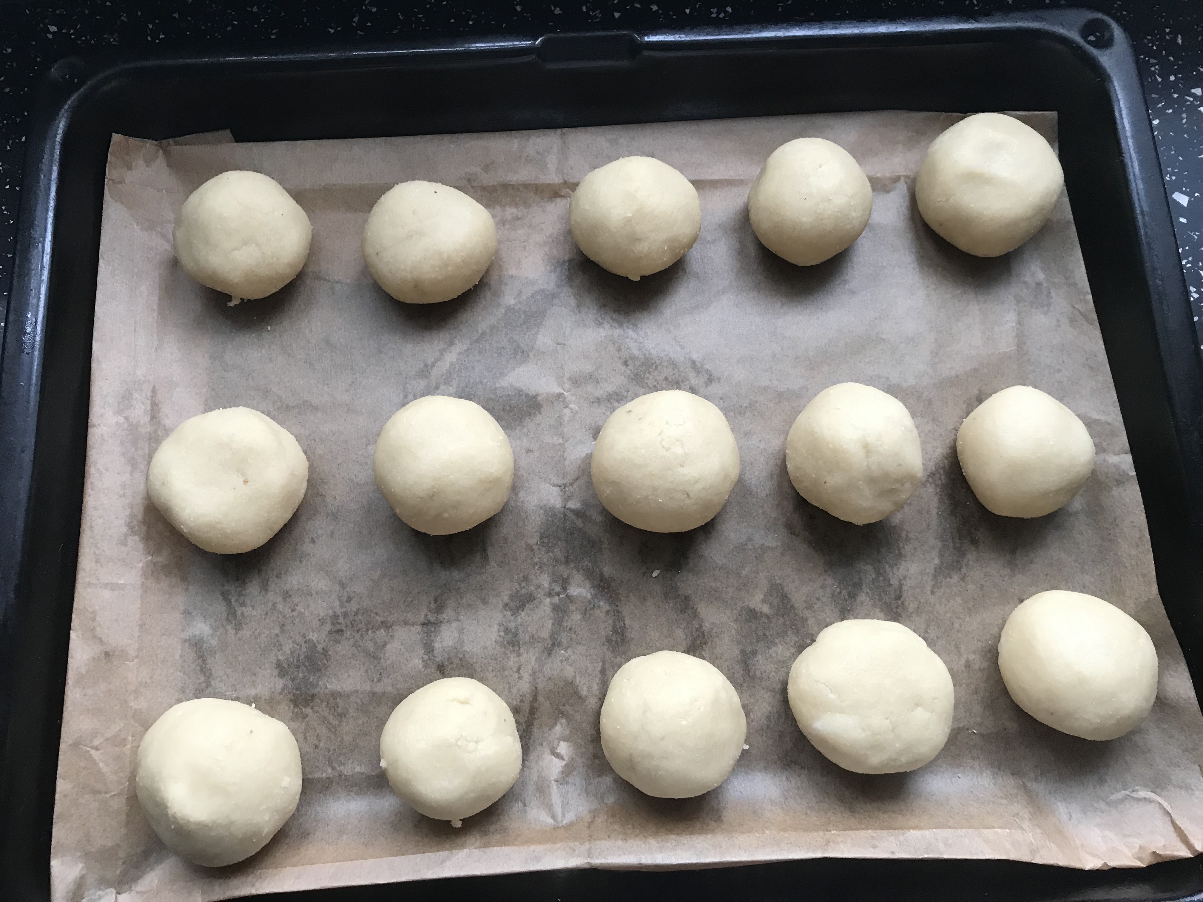 Almond Biscuits – Pastini tal-Lewz – robandjas
